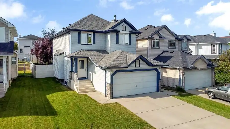 12666 Coventry Hills Way Northeast - House in Calgary | RentBoard