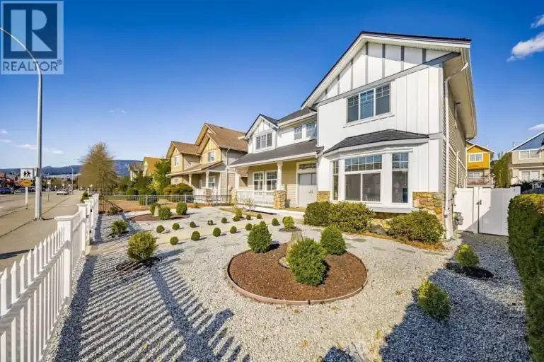 1096 RIVERSIDE DR | 1096 RIVERSIDE DR, Port Coquitlam | RentBoard